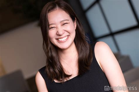 画像2 11 「バチェラー」西山真央、夫・中道理央也との密着自撮りショット公開「美男美女」「理想の夫婦」の声 モデルプレス