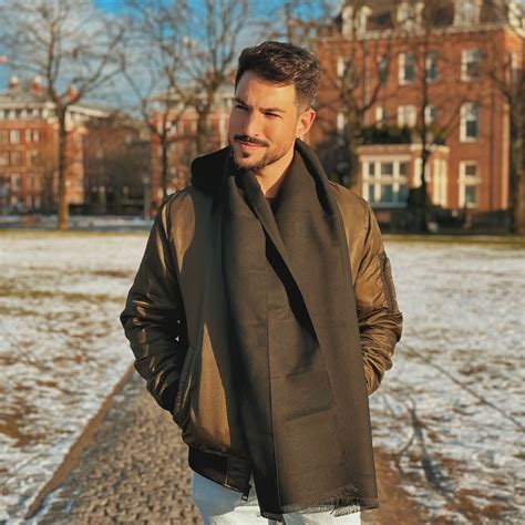 Mitchell Mingorance Mitchelltravels • Instagram Photos And Videos