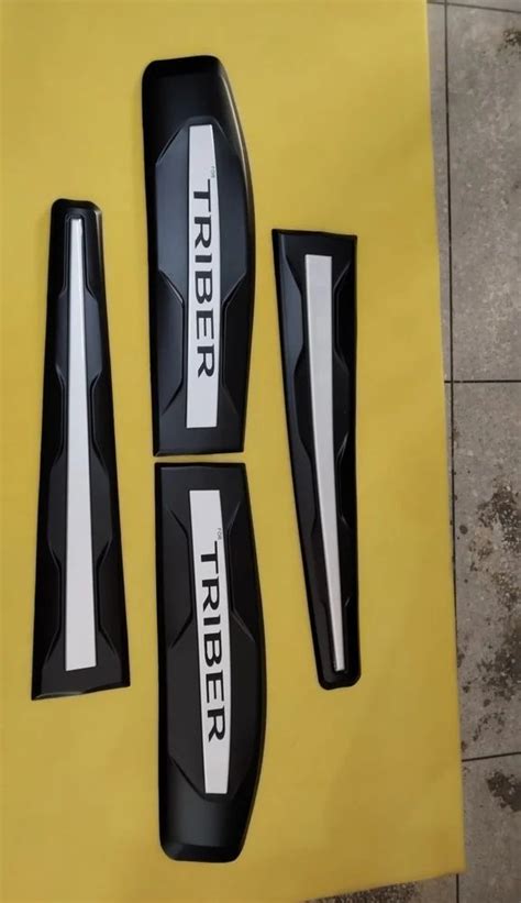 Plastic Black Car Side Cladding At ₹ 2100piece In Varanasi Id