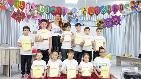 სკოლა პოლიგლოტის‘ მე 4 ა კლასმა ემოციური გამოსამშვიდობებელი საღამო მოაწყო