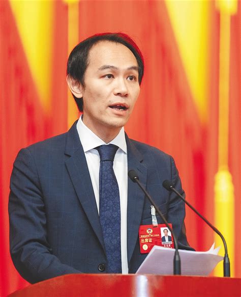 海南日报数字报 促进海南专业服务行业对外开放