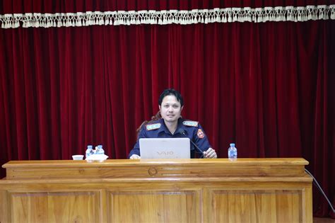 ພິທີປິດຊຸດເຝິກອົບຮົມ ວຽກງານກວດກາພັກ ປີ 2023 ສະຖາບັນການເມືອງ ແລະ ການປົກຄອງແຫ່ງຊາດ ສມປຊ