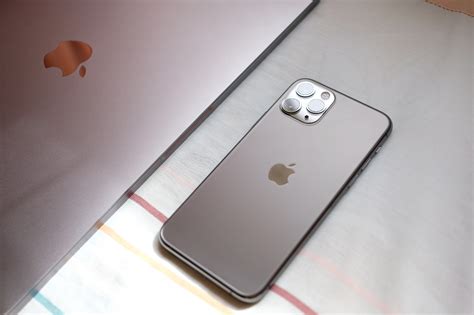 Leilão Da Receita Federal Tem Iphone Por R 450 Macbook E Muito Mais