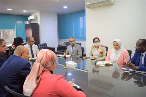 نائب وزير الإسكان للبنية الأساسية يناقش مع بعثة البنك الدولي المشروعات