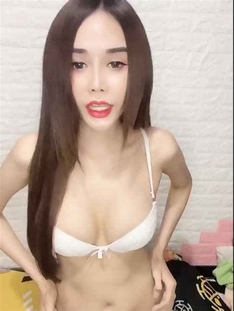 เด็ดจริง น้องไลลาสาวสองสายยั่วในแอพ Callplay Eporner