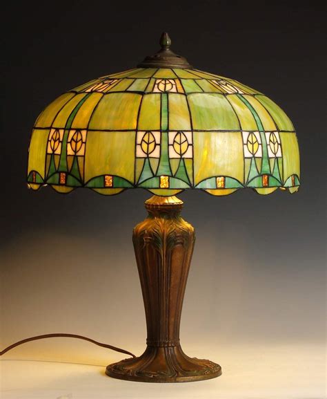 Early 20th Cent Arts And Crafts Leaded Glass Table Lamp Cottone Auctions