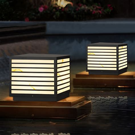 Square Ip65 Waterproof Led Solar Modern Outdoor Deck Post Lights Pillar