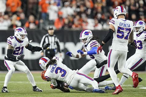 Damar Hamlin Fully Cleared To Rejoin Bills