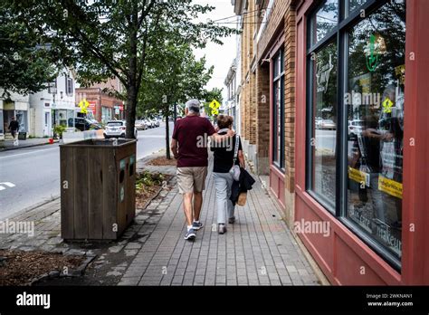 Rockland Avenue Hi Res Stock Photography And Images Alamy