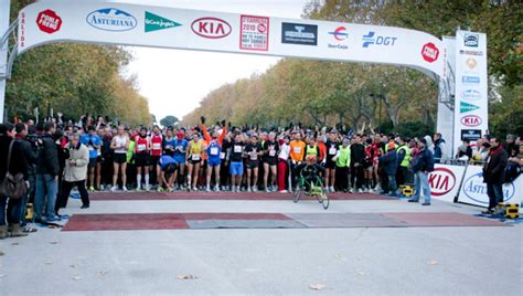 A Salida De La Carrera PONLE FRENO