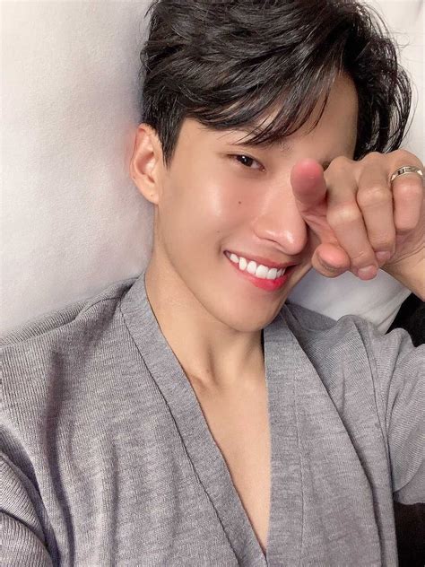 Seventeen ドギョム Twitter更新‥「会いたい♡」 Danmee ダンミ