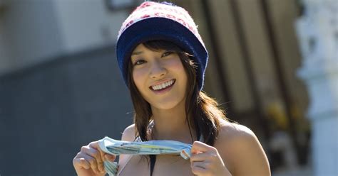 Sweet Model In Japanese Mikie Hara Latest Photo Shoot Hollywood Hair