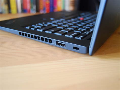Lenovo Thinkpad X390 Review 13 3 Inch Business Notebook For Those Who Travel Light Windows
