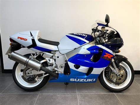 Suzuki Gsx R 750 Kaufen Bei Car And Classic