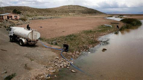 Un Mes Sin Agua En Bolivia