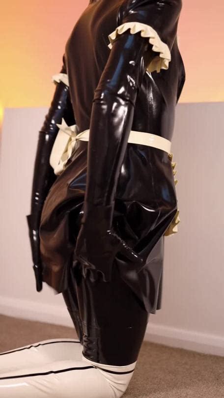 Spank The Latex Maid Tumbex
