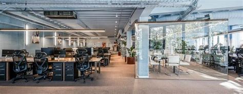 El Departamento Convierte Un Antiguo Edificio De Barcelona En Las