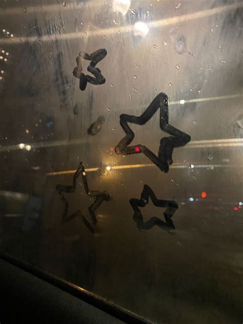 Stars On Window Stars Wallpaper Pretty Pictures