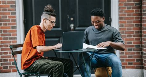 Learn About Speakers Types And Their Production Methods