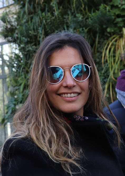 Photo Laëtitia Milot Arrivées Des People à Lenregistrement De Lémission Vivement