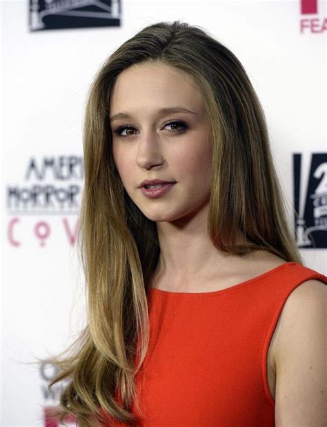 Taissa Farmiga Actresses Gorgeous Blonde Vera Farmiga