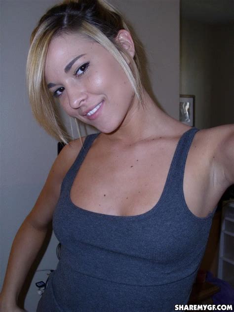 Blonde Coed Takes Hot Selfies In Her Bedroom Porn Pictures Xxx Photos