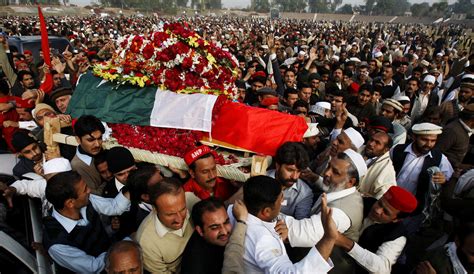 Bashir Ahmad Bilour Taliban Opponent Is Buried In Pakistan The New York Times