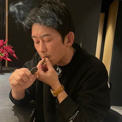 吉永啓之輔さんのインスタグラム写真 吉永啓之輔instagram 「葉巻はじめました」11月27日 23時35分 Keinosuke91