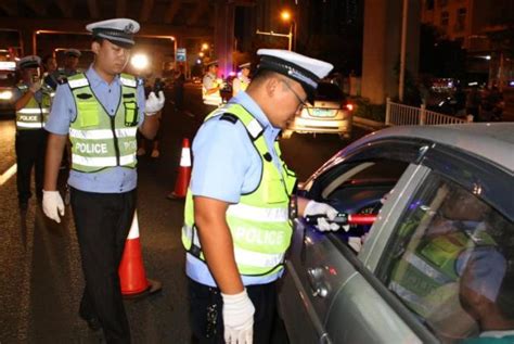【醉驾入刑十周年】曝光！还有人酒驾以身试法！（96期）澎湃号·政务澎湃新闻 The Paper