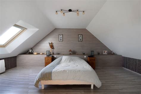 Aménager une chambre sous les combles les conseils Combles d en France
