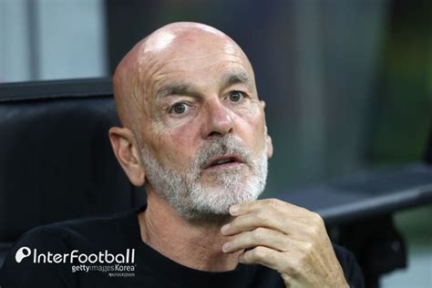 오피셜 Ac밀란 전성기 이끌었던 피올리 감독 올 시즌 끝으로 결별차기 감독 폰세카 거론