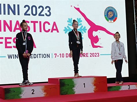 La Ritmica Pietro Micca Fa Il Pieno Di Medaglie A Ginnastica In Festa