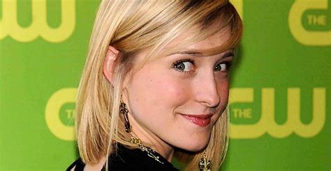 Smallville Actress Arrested Over Sex Cult Claims