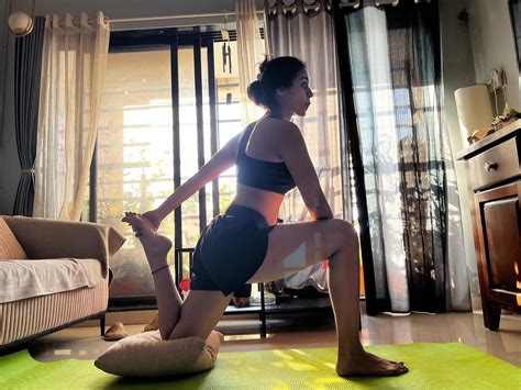 Rashika Pradhans Feet