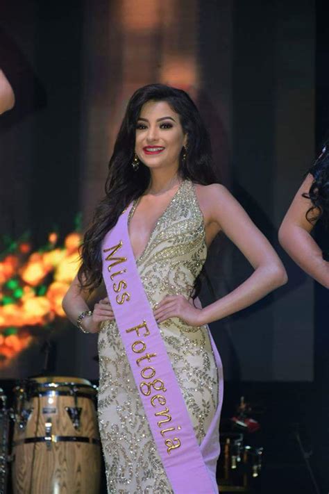 Claudia Sofía Sofia1802 Twitter