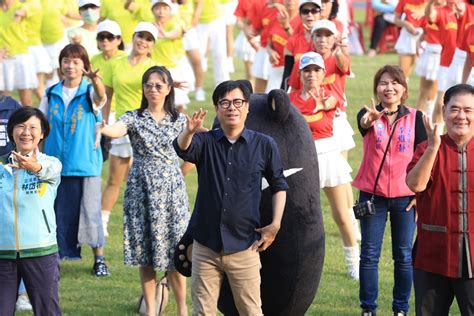 陳其邁出席眷村文化節與居民同歡