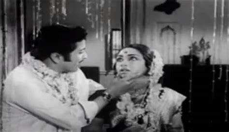 பாலியல் தொழிலாளியாக நடித்ததால் சினிமாவில் ஒதுக்கப்பட்ட நடிகை பிரமிளா