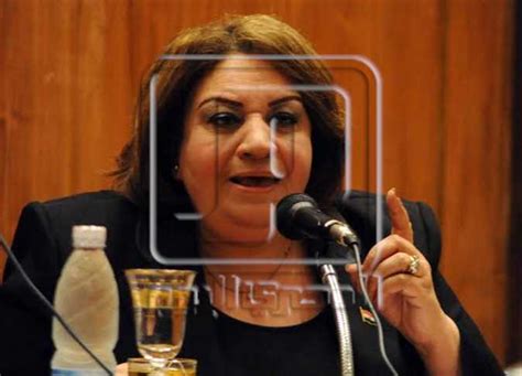 خناقة مع وزير التعليم بسبب حديث الرسول عن جواز الكذب المصري اليوم