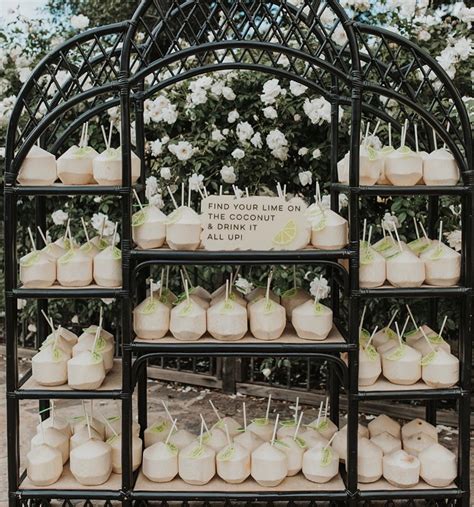 The Ultimate Wedding Cocktail Hour Dos And Donts Guide