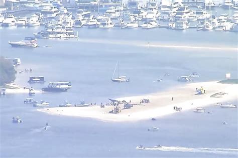 Helicopters Collide Over Australian Beach Passengers Hurt
