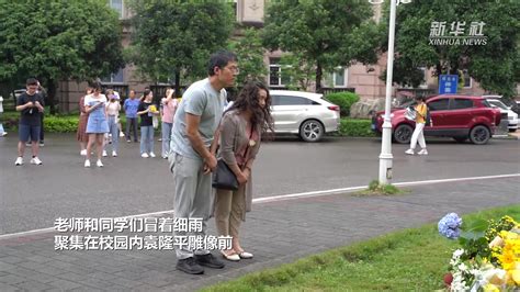 袁隆平逝世后 母校师生自发悼念凤凰网视频凤凰网
