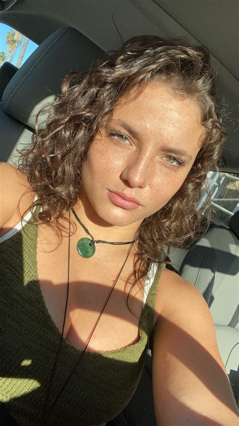 Jade Chynoweth Style Clothes Outfits And Fashion • Celebmafia