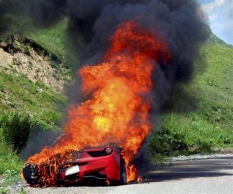 Afusado Carros Pegando Fogo Fotos