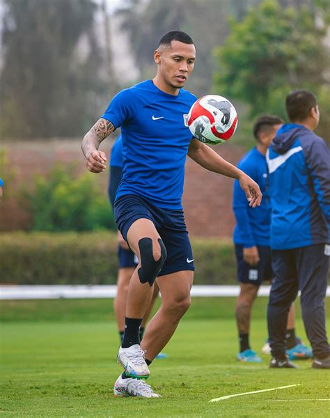 Alianza Lima Vs Sporting Cristal El Probable Once Blanquiazul Para