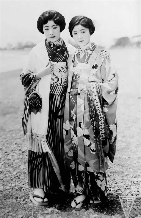 The Kimono Gallery