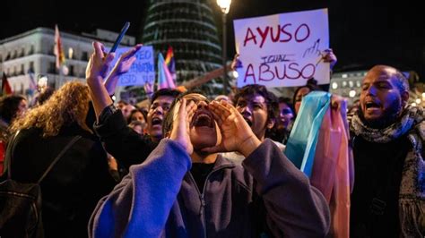 Los Colectivos Lgtbi Rechazan Las Reformas De Las Leyes De Igualdad