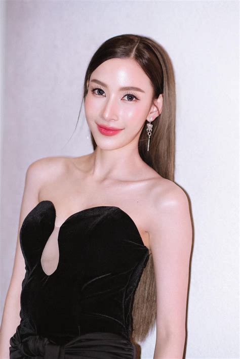 สาวสวยสดใสน่ารัก 🪸🪸🪸🪸🪸🪸 Facebook