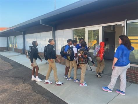 Jdc Schools Back In Session Monday Morning Prentiss Headlight