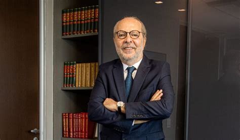 Não Basta Ser Craque Na Advocacia Tem Que Ser Também Um Cidadão Revista Algomais A