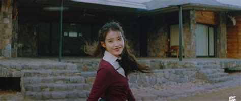 「你們現在幸福了嗎？」iu 新歌〈eight〉mv藏滿對雪莉、鐘鉉的思念讓歌迷全聽哭了